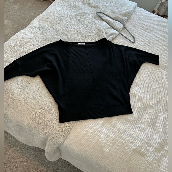 Korye | Sweaters | Korye Batwing Offtheshoulder Black Sweater | Poshmark